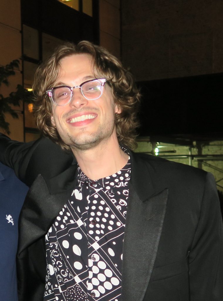 La taille de Matthew Gray Gubler - Quelle taille font-ils? 📏