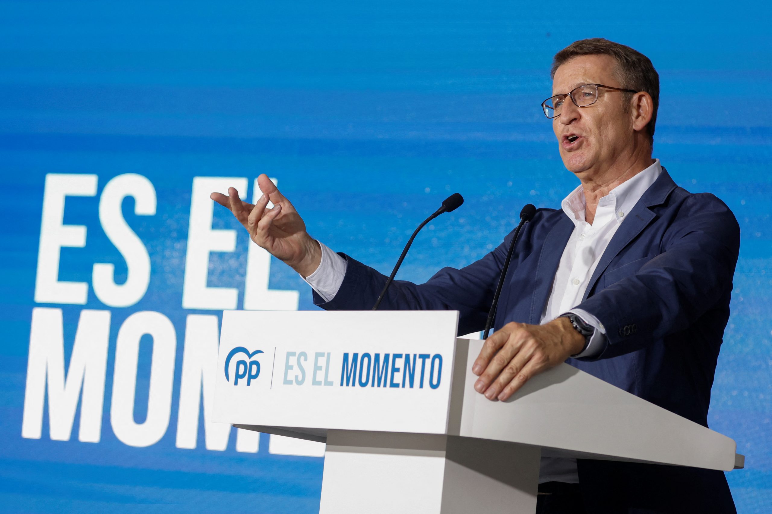 La taille de Alberto Núñez Feijóo - Quelle taille font-ils? 📏