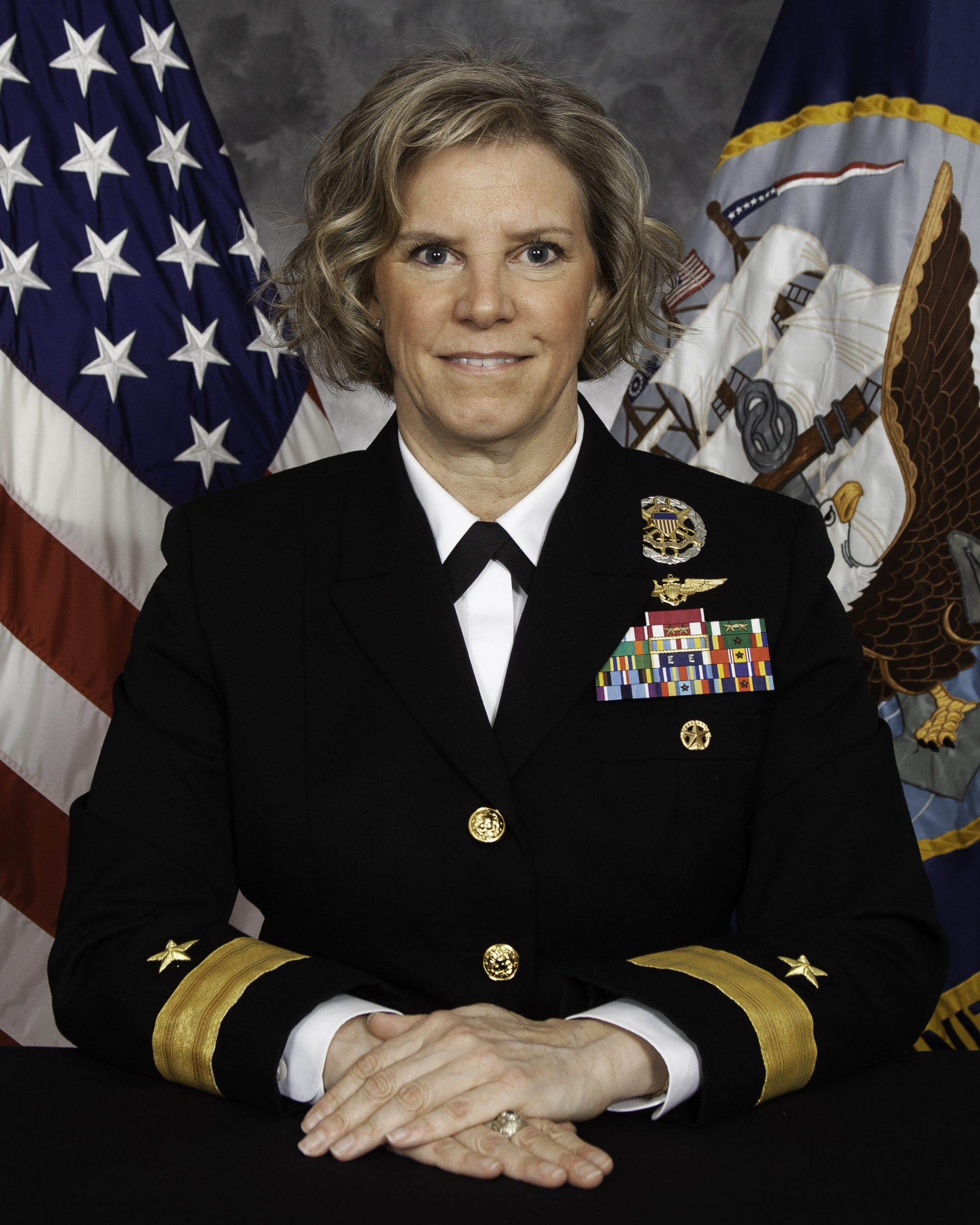 La taille de Amy Bauernschmidt - Quelle taille font-ils? 📏